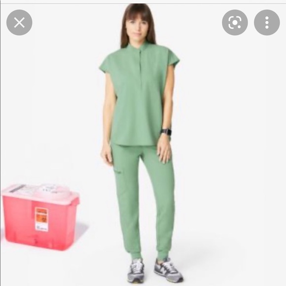 Figs | Tops | Figs Jade Green Medium Scrubs Set | Poshmark